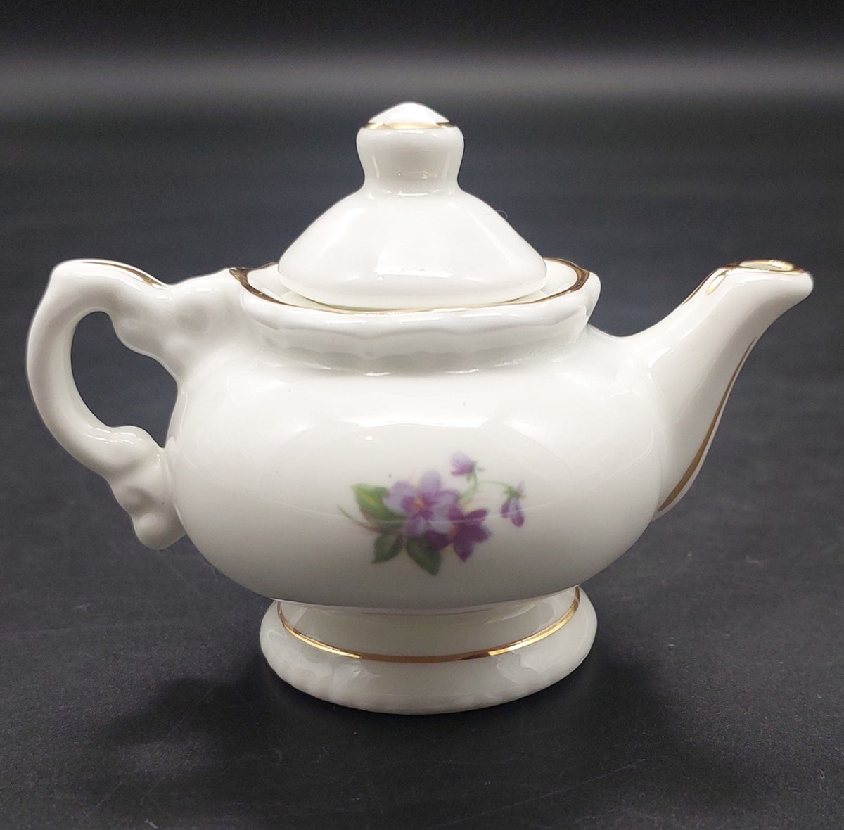 Blue Waters - April, Violets - Miniature Teapot – My Butlers Pantry