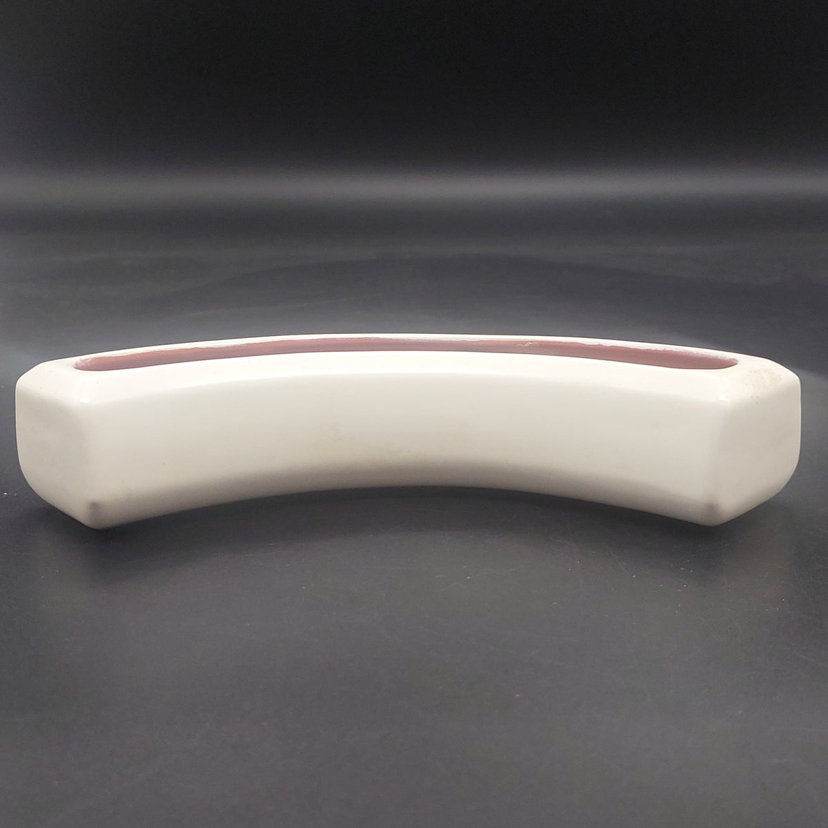 Poole - C95 Red Indian and Magnolia - Curved Posy Vase – My Butlers Pantry