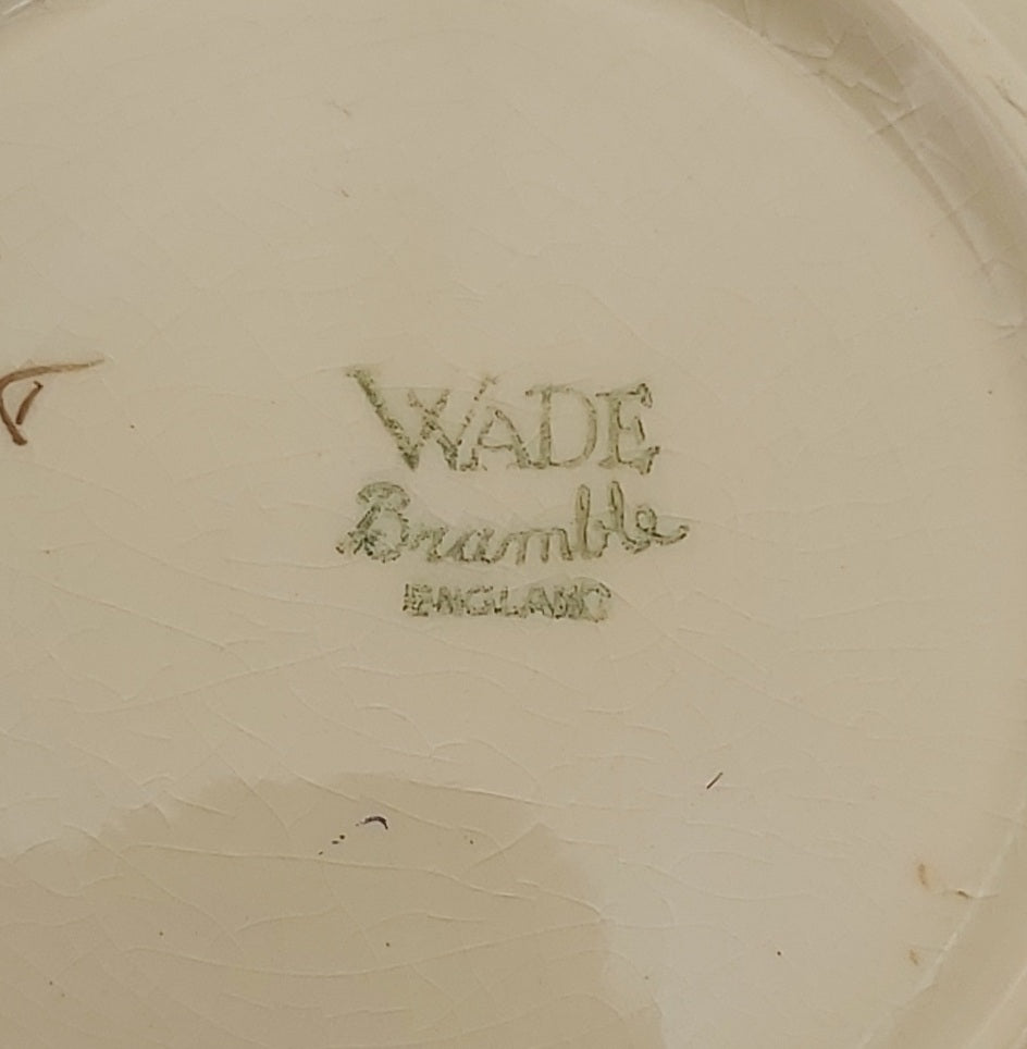 Wade England - Bramble - Round Dish, Large – My Butlers Pantry